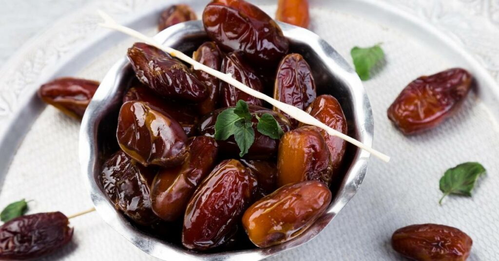 Where to Find Dates in Grocery Store? – Cooking Detective